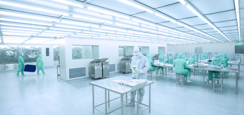 About | Cleanroom PPE Equipment | Cleanroom Kit | Isofield
